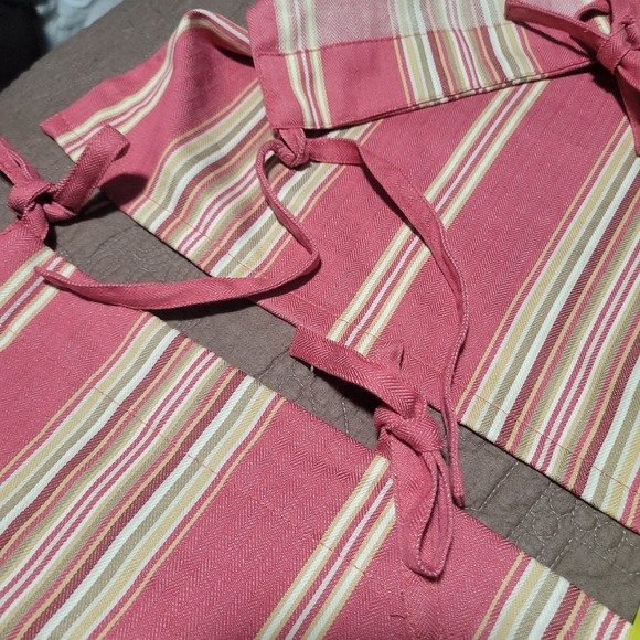 Pottery Barn | Accents | Pottery Barn Hudson Valance Tie Top Red ...